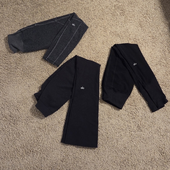 ALO Yoga | Pants & Jumpsuits | Alo Yoga Leggings Set Gray And Black Set ...